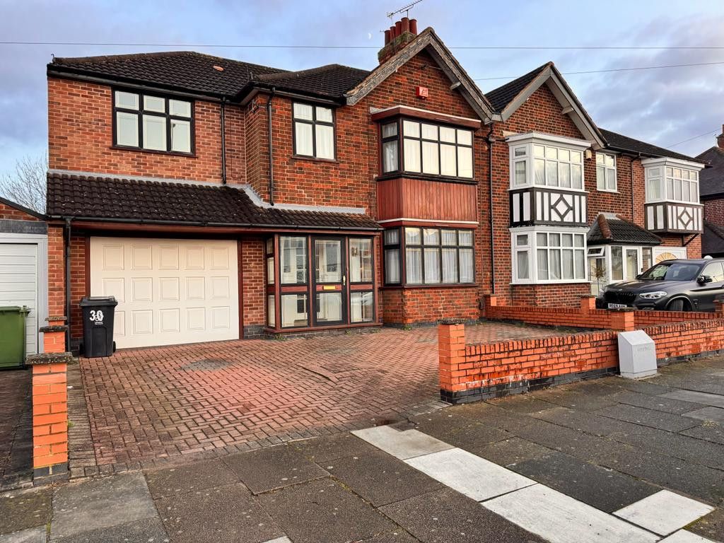 5 Bed Semi Detached House To Rent In Highway Road Leicester
