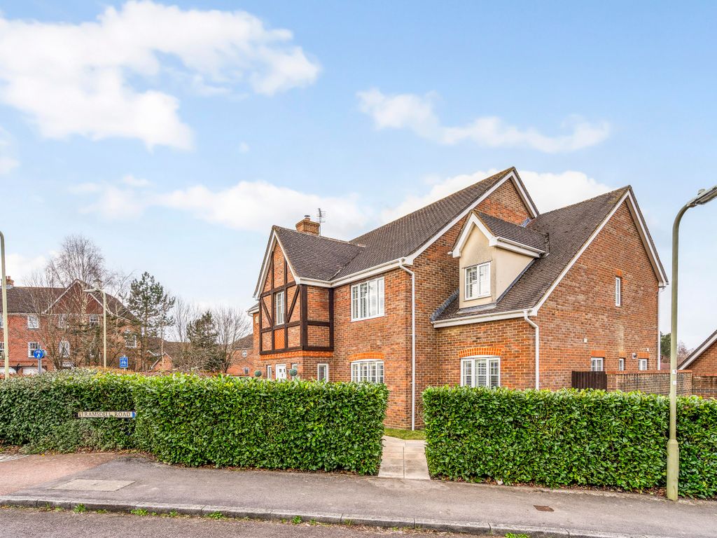 5 bed detached house for sale in Ramsdell Road, Fleet GU51, £1,100,000 ...