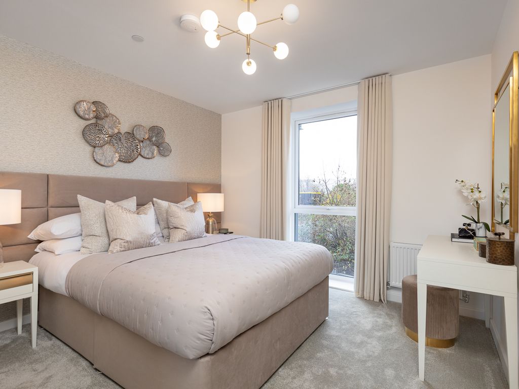 New home, 1 bed flat for sale in Crossways Blvd, Greenhithe, Dartford ...