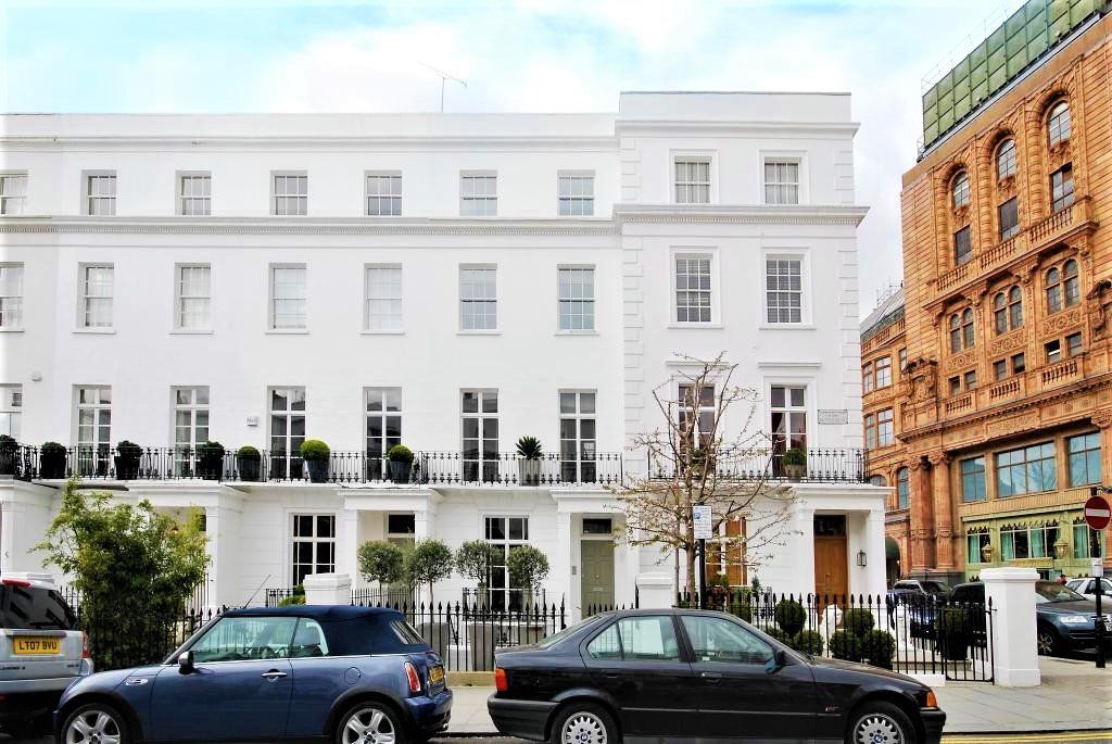 5 bed town house to rent in Walton Place, Knightsbridge, London SW3, £ ...