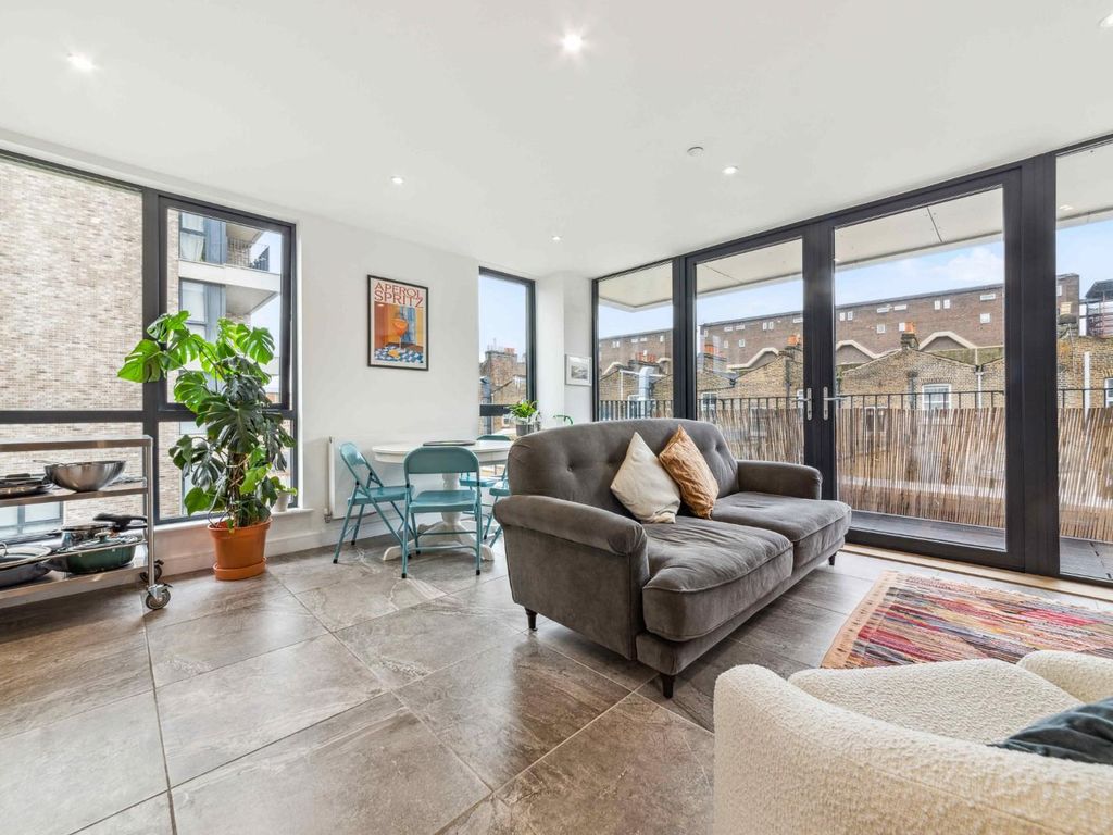 New home, 2 bed flat for sale in Coal Lane, London SW9, £600,000 - Zoopla