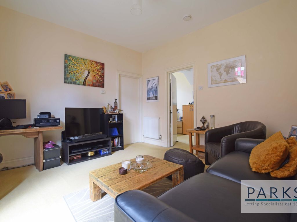 1 Bed Flat To Rent In Harrington Road Brighton East Sussex Bn1 £