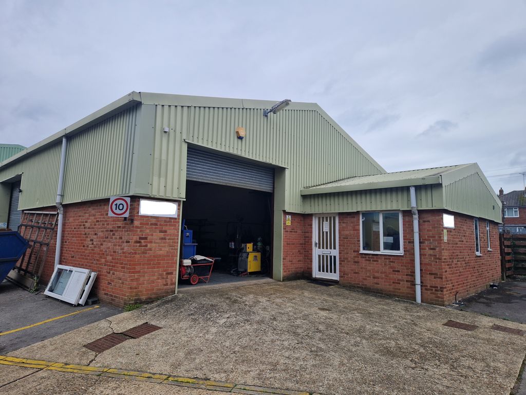Industrial to let in Unit B, Blackbrook Business Park, Fareham PO15, £ ...