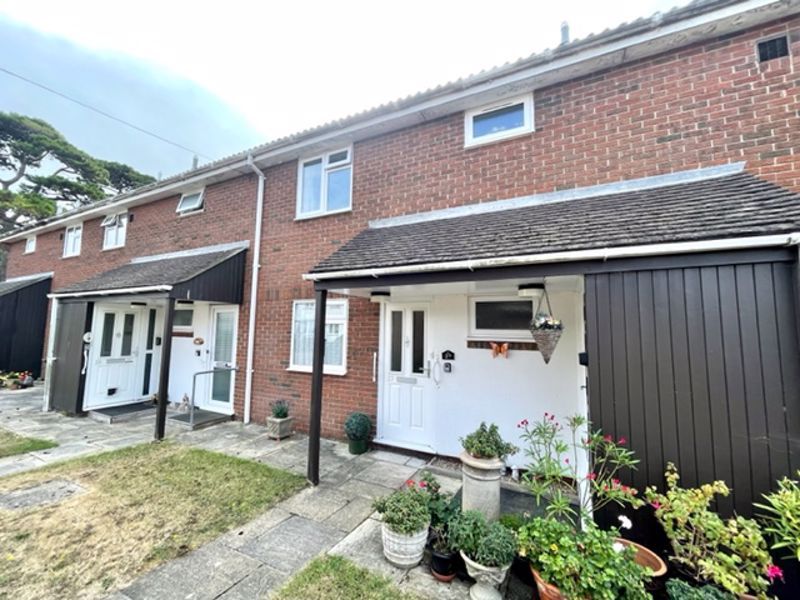 2 bed property for sale in Goldring Close, Hayling Island PO11 - Zoopla