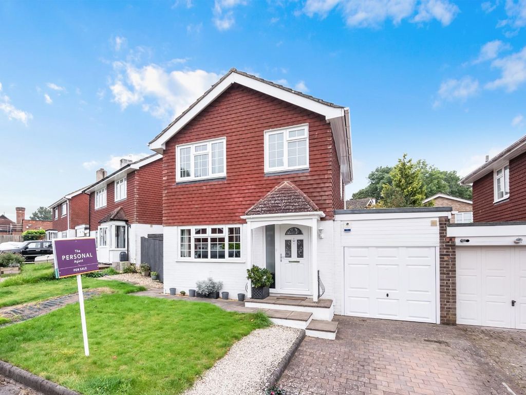 4 bed detached house for sale in The Driftway, Banstead SM7, £675,000 ...