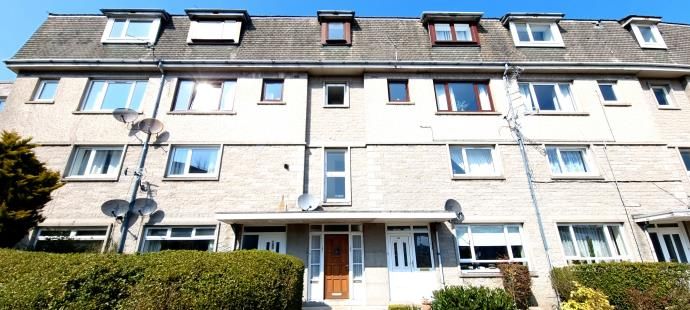 3 bed shared accommodation to rent in Gray Street, Aberdeen AB10, £900 ...