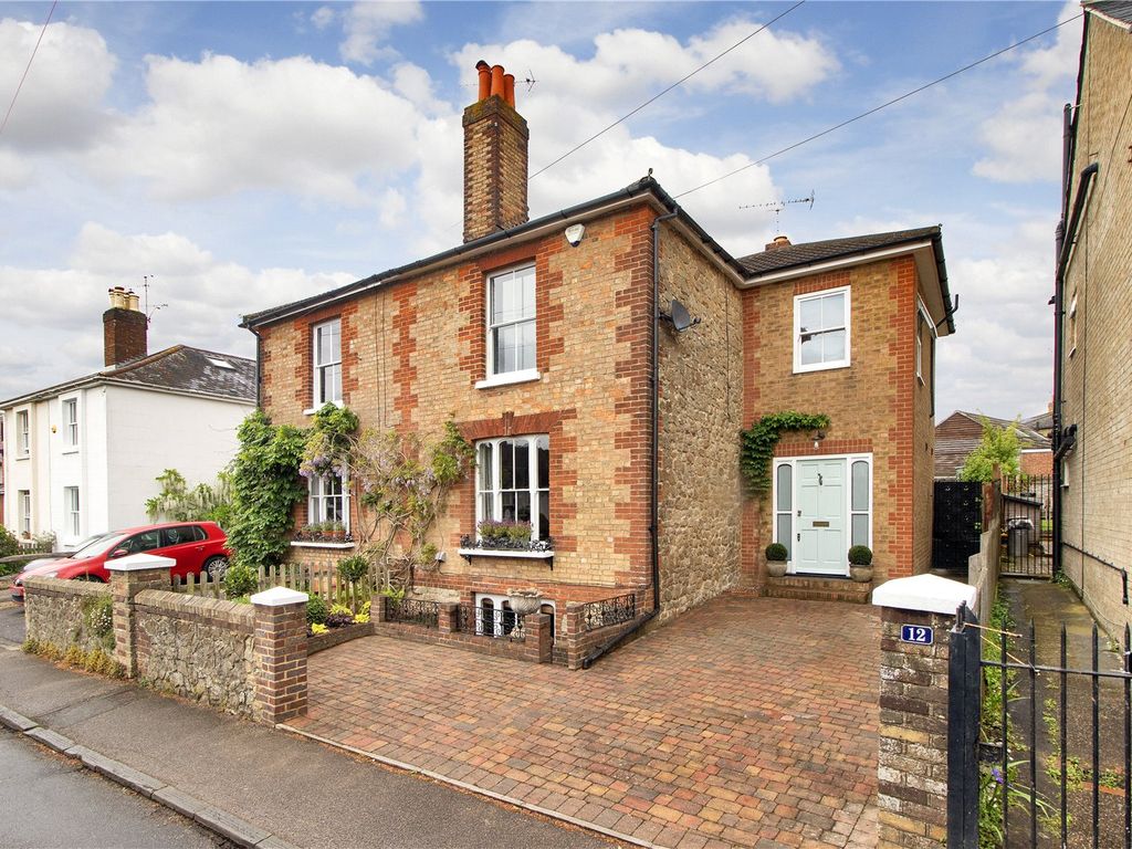 3 Bed Semi Detached House For Sale In Bradbourne Road Sevenoaks Kent
