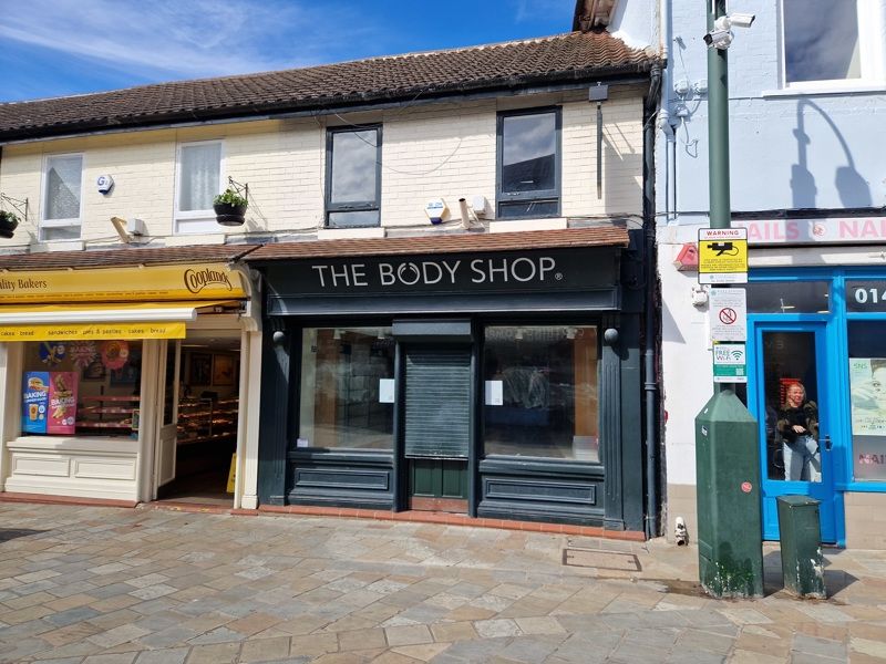 Retail premises to let in Butcher Row, Beverley, East Riding Of ...