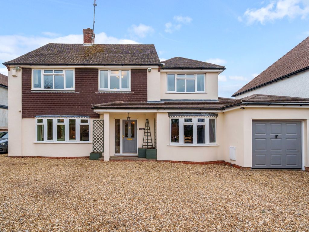 4 bed detached house for sale in Tongham Road, Runfold, Farnham, Surrey ...