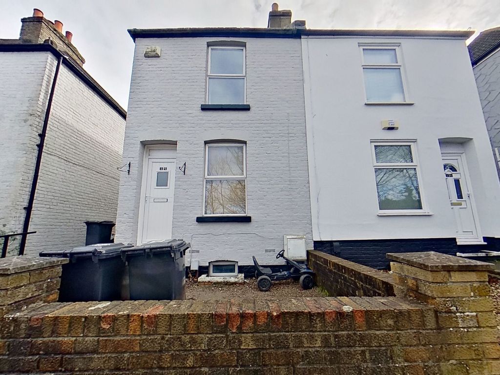 2 Bed Terraced House For Sale In Prospect Place Dover Ct17 £160 000