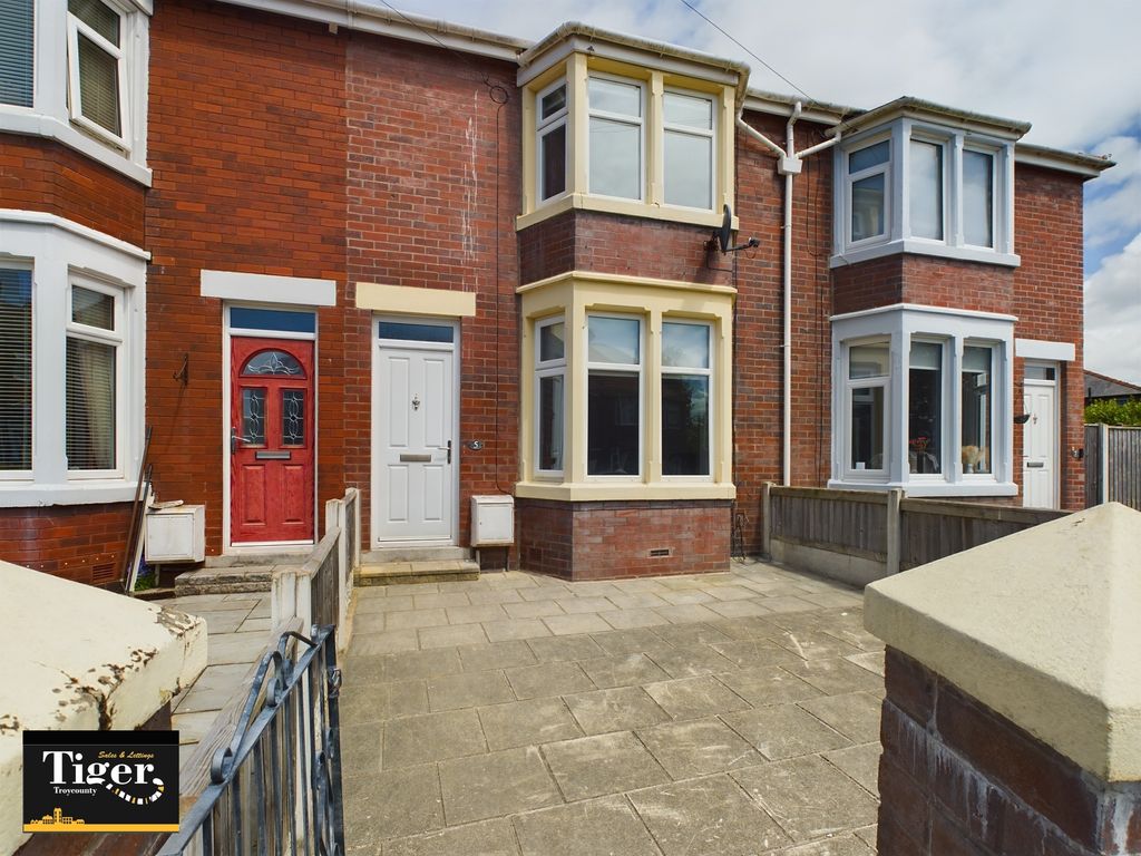 2 bed terraced house to rent in Prescot Place, Blackpool FY3, £850 pcm ...
