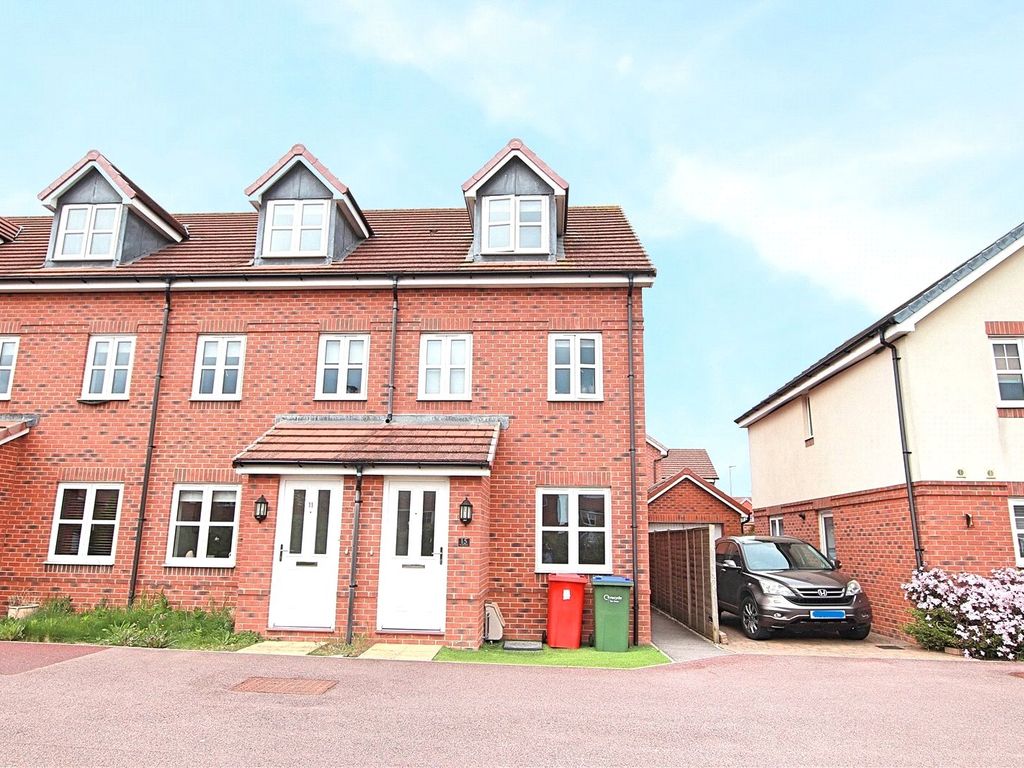 3 bed end terrace house for sale in Hinchliff Drive, Wick ...