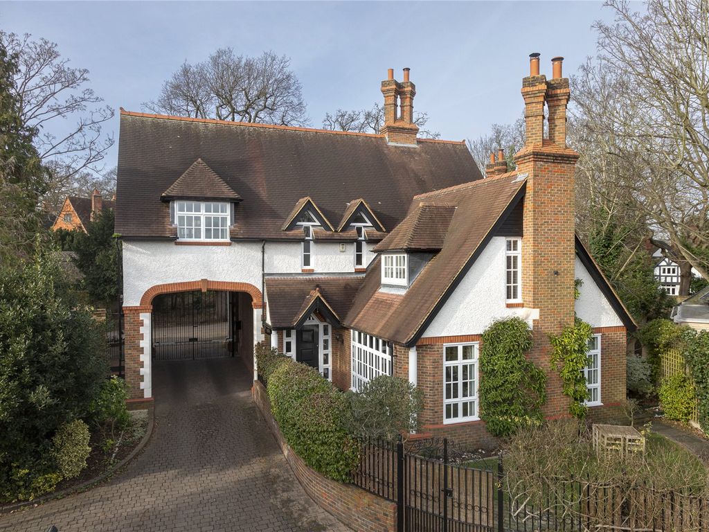 4 bed detached house for sale in Beverley Lane, Kingston Upon Thames ...