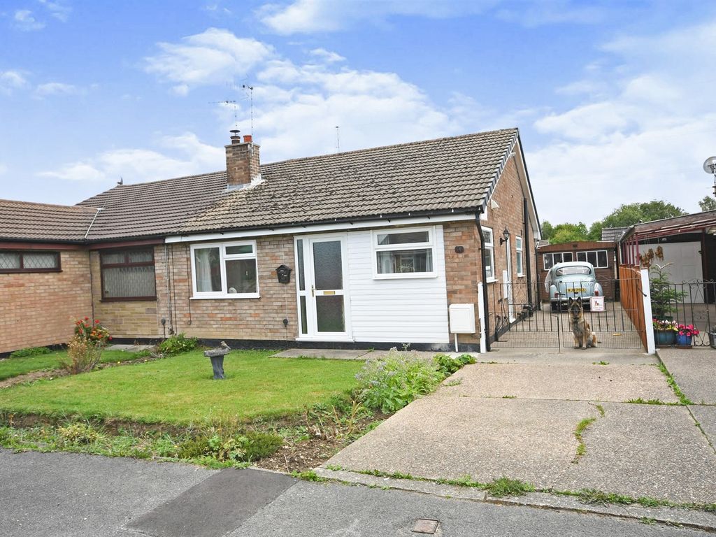 2 Bed Semi Detached Bungalow For Sale In Green Close Inkersall