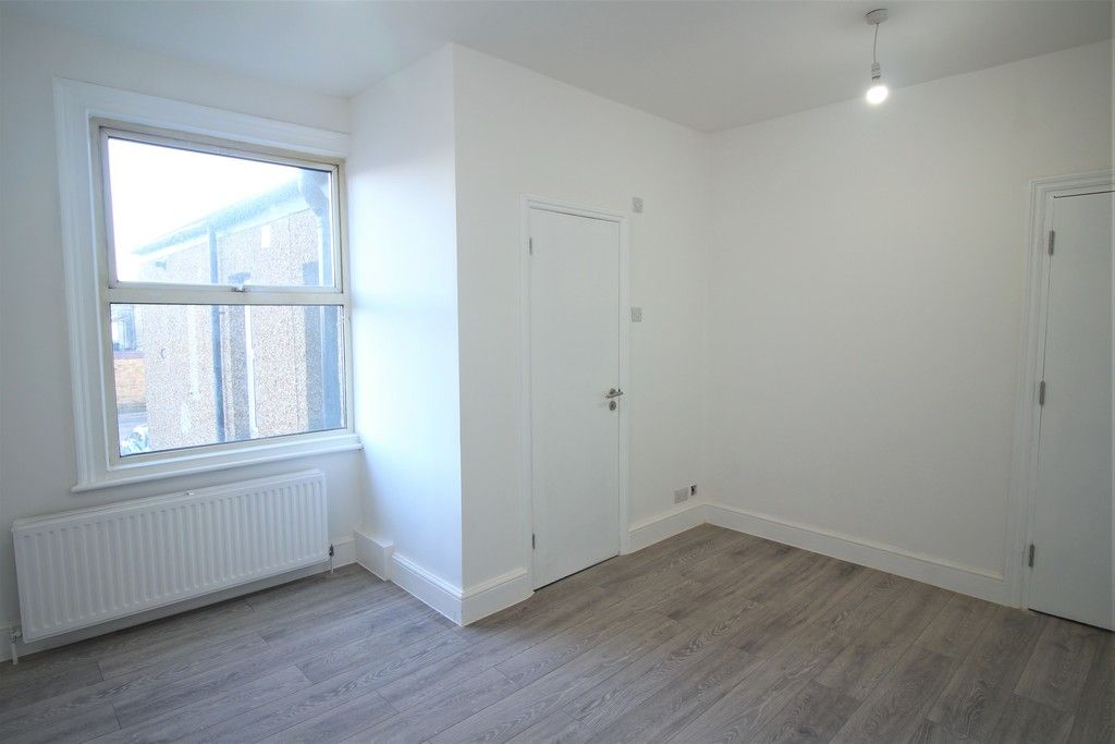 Room to rent in St. Albans Road, Watford WD24 - Zoopla