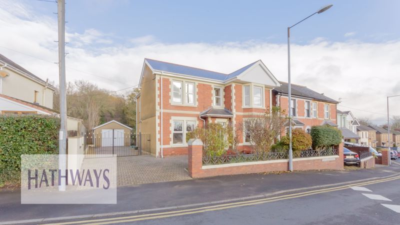 4 bed detached house for sale in Five Locks Road, Pontnewydd, Cwmbran ...