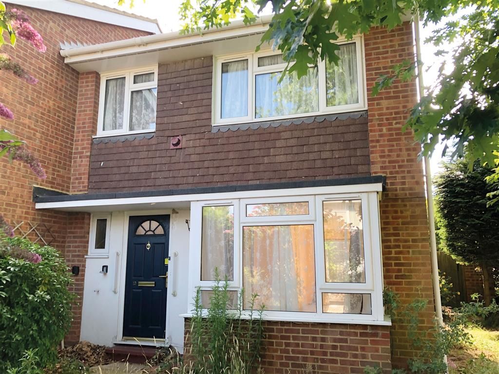 3 bed end terrace house for sale in Radcot Close, Maidenhead SL6 - Zoopla