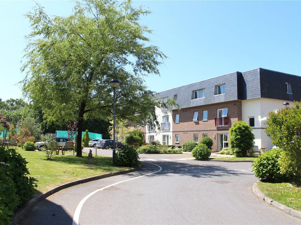 2 bed flat for sale in Willow Court, Abertawe, Clyne Common, Swansea ...