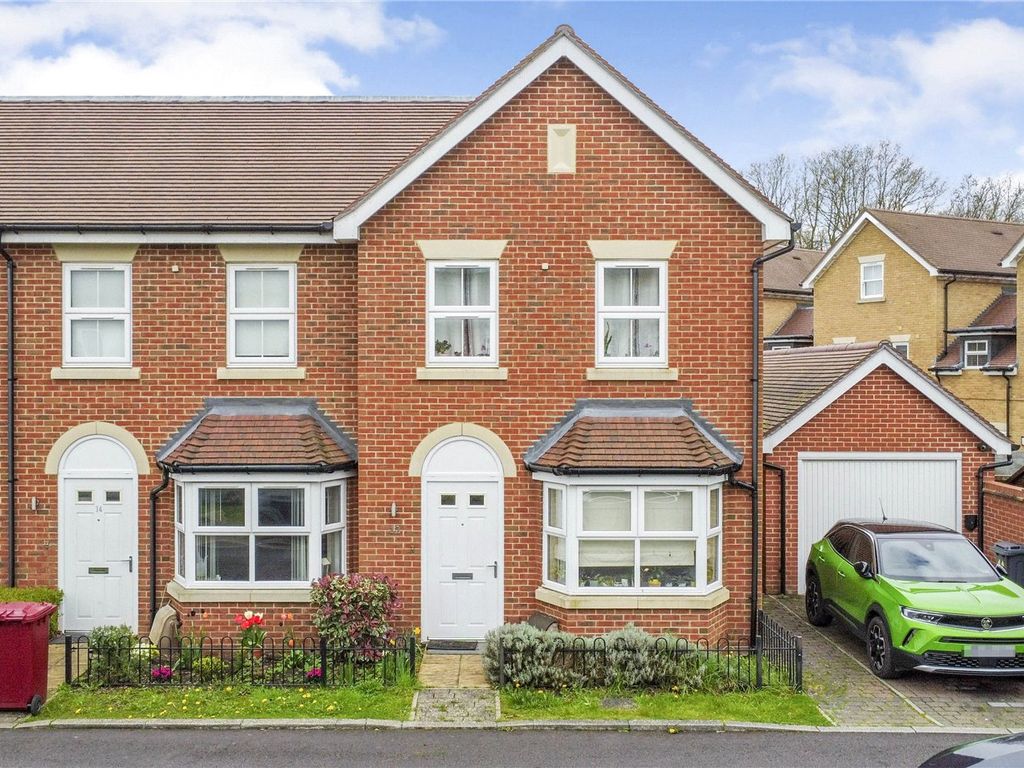2 Bed End Terrace House For Sale In Reservoir Crescent Reading