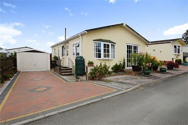 3 bed mobile/park home for sale in The Avenue, Buckingham Orchard, Chudleigh Knighton, Chudleigh ...