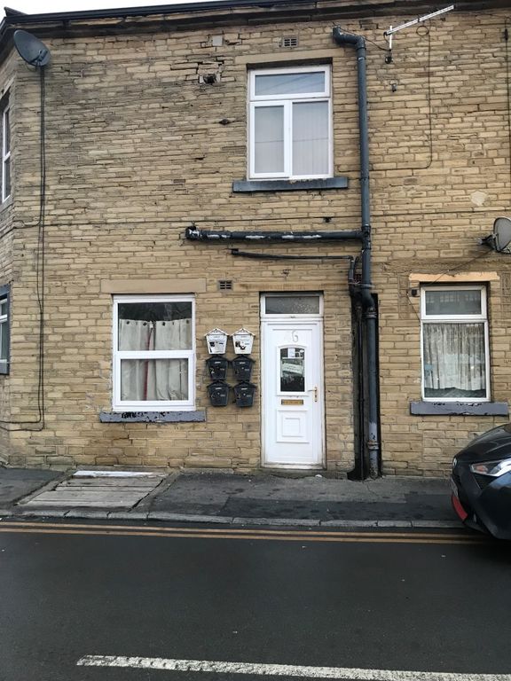 1 bed flat to rent in Garnett Street, Bradford BD3, £450 pcm - Zoopla
