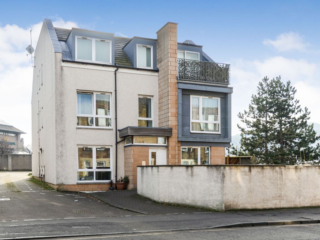 2 bed flat for sale in 24 Piersfield Terrace, Edinburgh EH8 - Zoopla