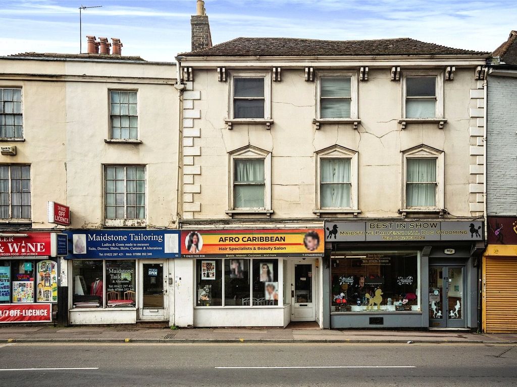 3 bed detached house for sale in Lower Stone Street, Maidstone, Kent ...