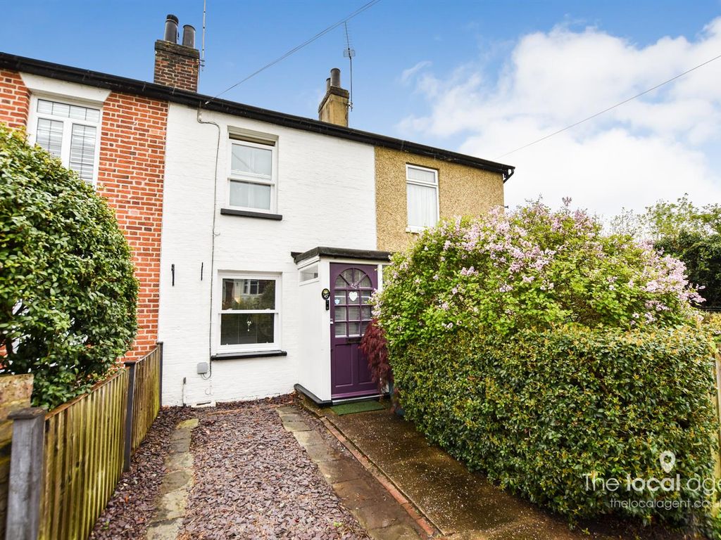 2 bed terraced house for sale in Meadow Walk, Ewell, Epsom KT17, £ ...