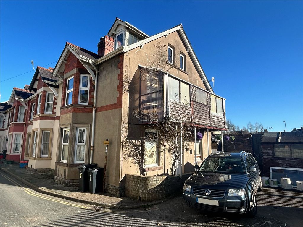 5 Bed End Terrace House For Sale In Lansdowne Terrace Brecon Powys