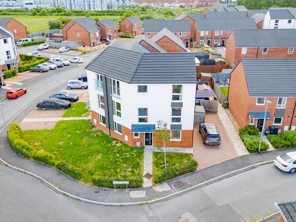 5 bed semi-detached house for sale in Old Market Road, Bridgwater TA6 ...