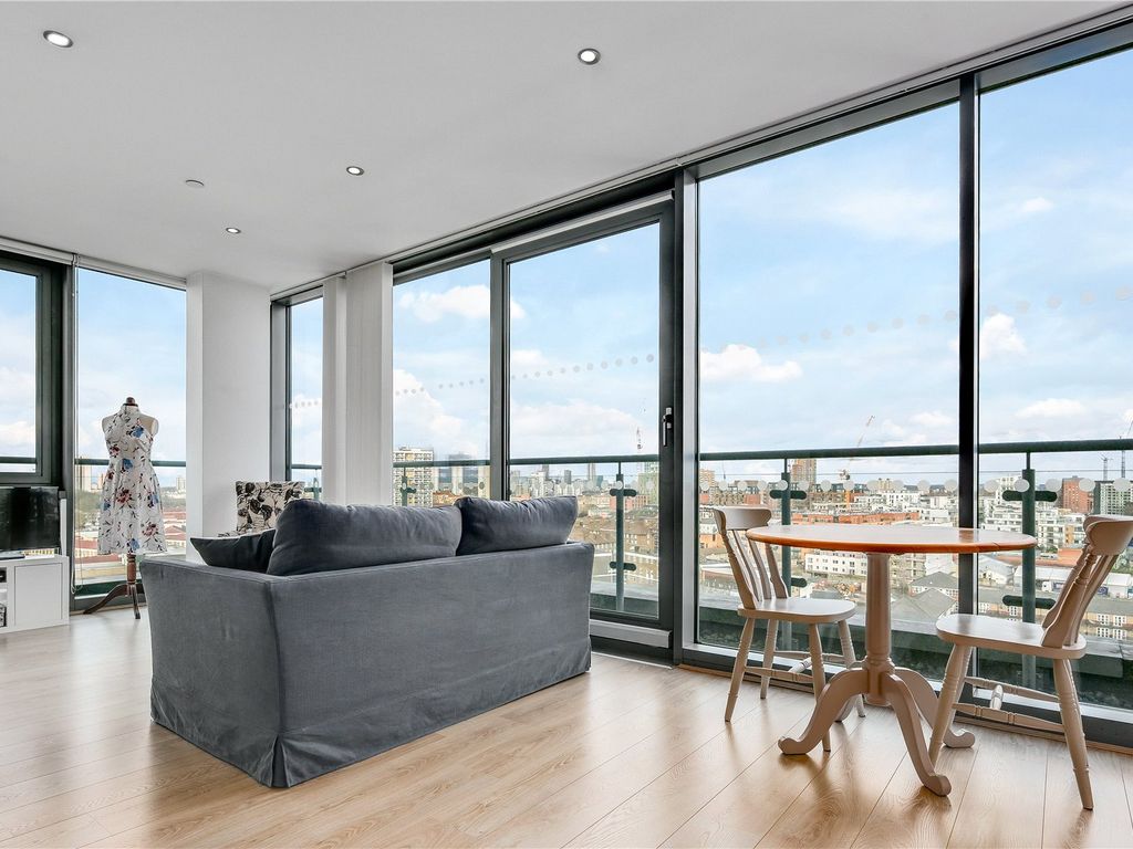 1 bed flat to rent in Craig Tower, 1 Aqua Vista Square, London E3 - Zoopla
