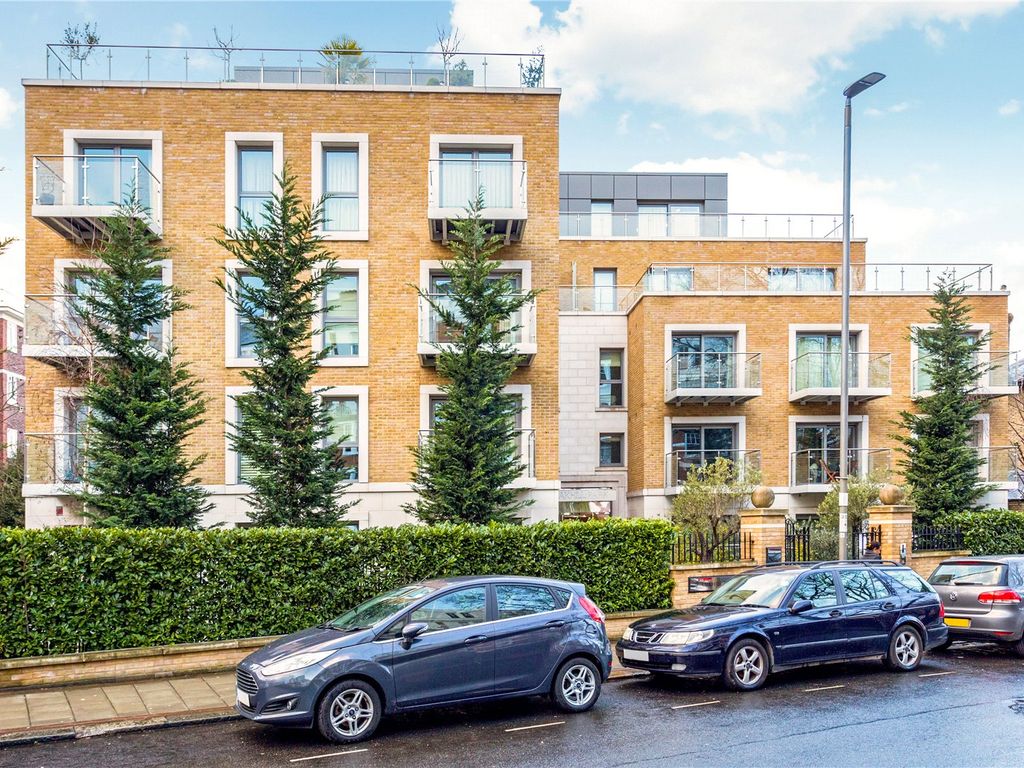 1 bed flat to rent in Oakhill Road, Putney, London SW15, £2,250 pcm ...