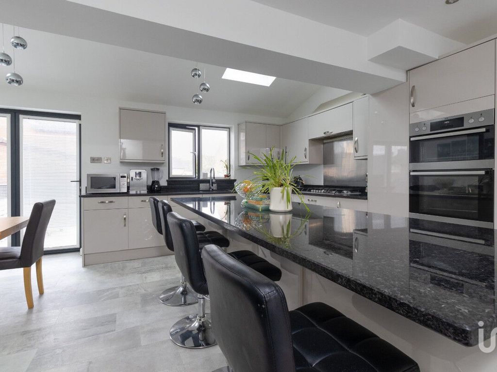 4 bed detached house for sale in Bulwick Close, Coventry CV3, £510,000 ...