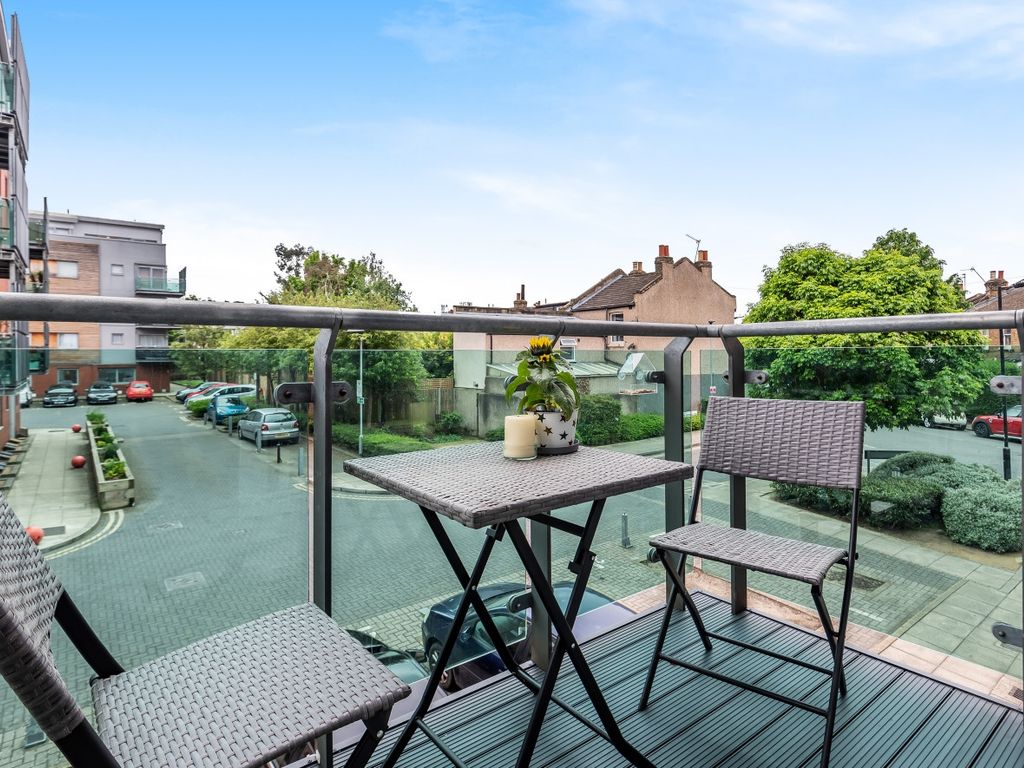 1 bed flat for sale in Evan Cook Close, London SE15 - Zoopla