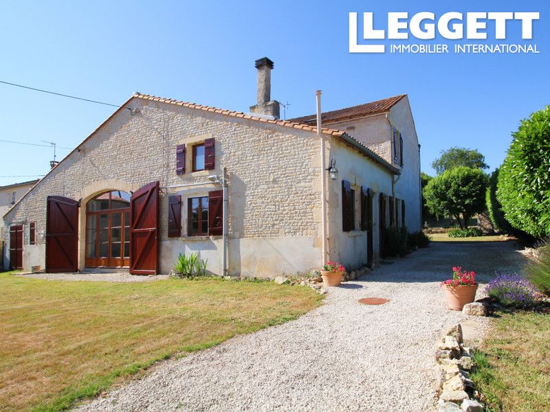 Chives, Charente-Maritime, Nouvelle-Aquitaine, 4 bed villa for sale, £ ...
