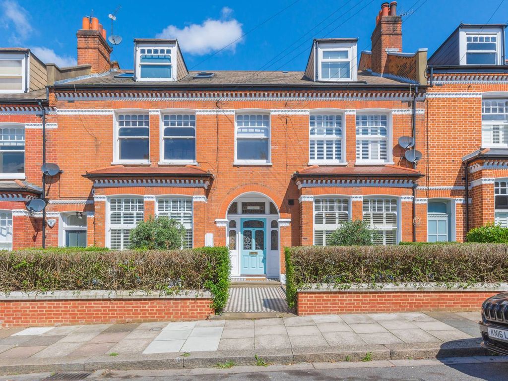 Studio to rent in Terrapin Road, Heaver Estate, London SW17, £1,450 pcm ...