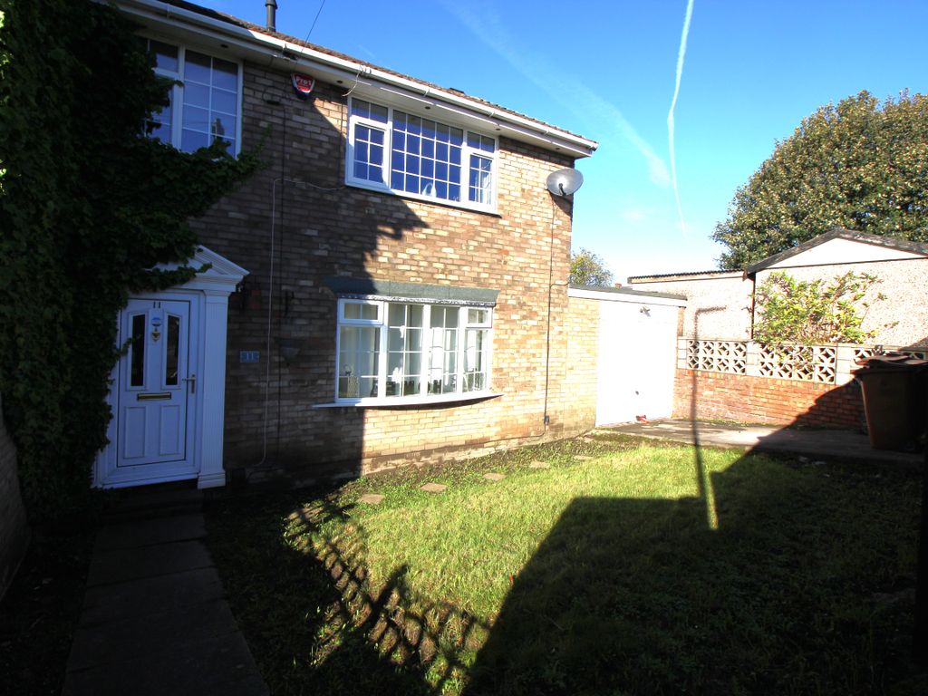 3 Bed End Terrace House For Sale In Thorpe Garth Middleton Leeds Ls10