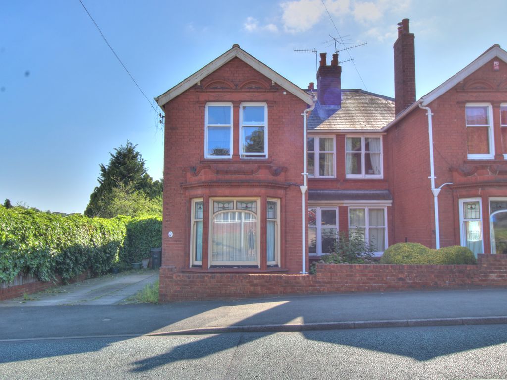 3 Bed Semi Detached House For Sale In Halesowen Road Cradley Heath B64