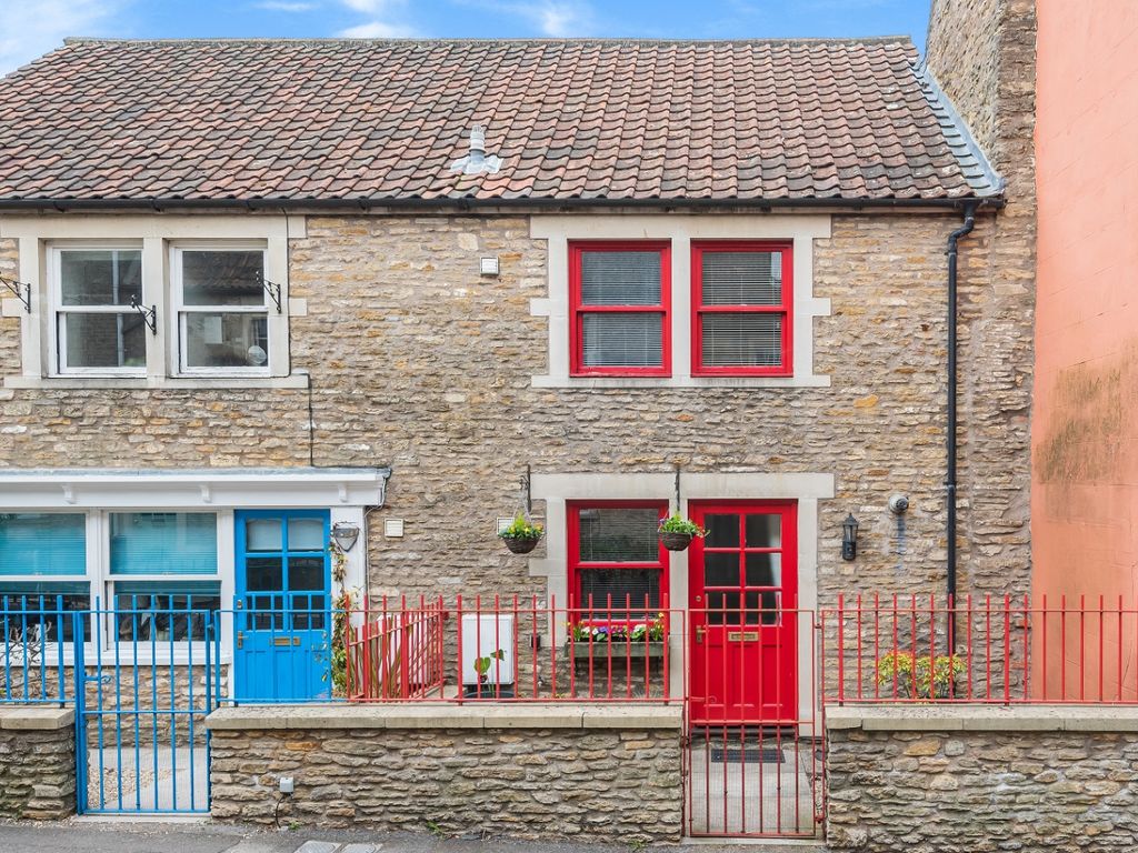 3 bed terraced house for sale in Vallis Way, Frome BA11 - Zoopla