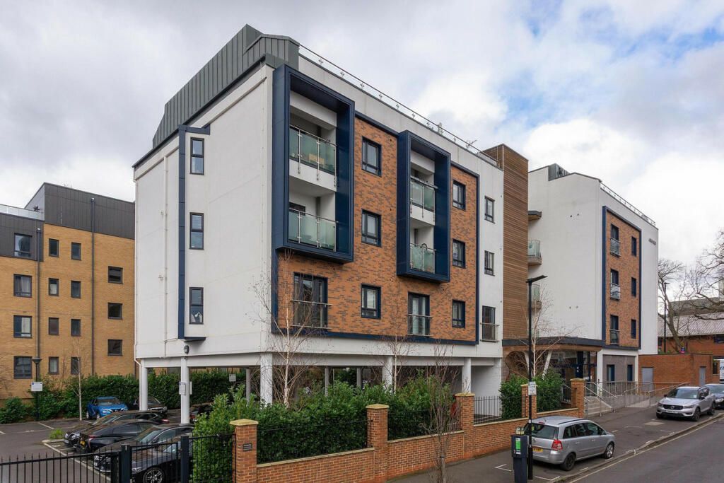 1 bed flat to rent in Grove House, Isleworth TW7 - Zoopla