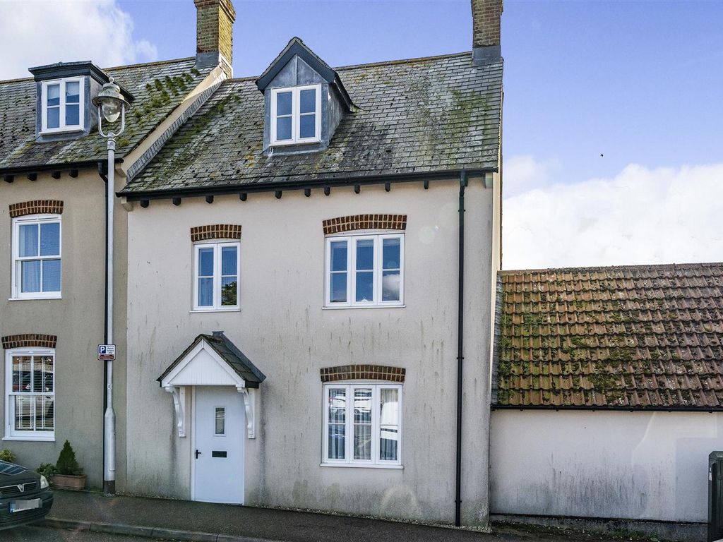 3 bed end terrace house for sale in Coombefield Lane, Axminster, Devon ...