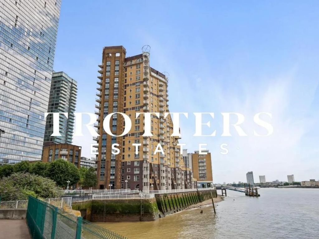 2 bed property to rent in Quayside House, Westferry Road, London E14, £ ...