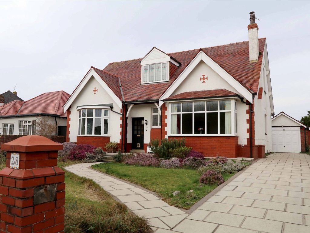 3 Bed Detached House For Sale In Osborne Road Ainsdale Southport 2rj