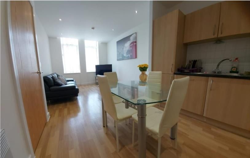 2 bed flat to rent in Princess Way, Swansea SA1, £995 pcm - Zoopla