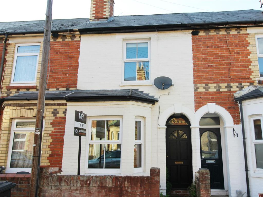 3 bed terraced house to rent in Dorothy Street, Reading, Berkshire RG1, £1,600 pcm - Zoopla