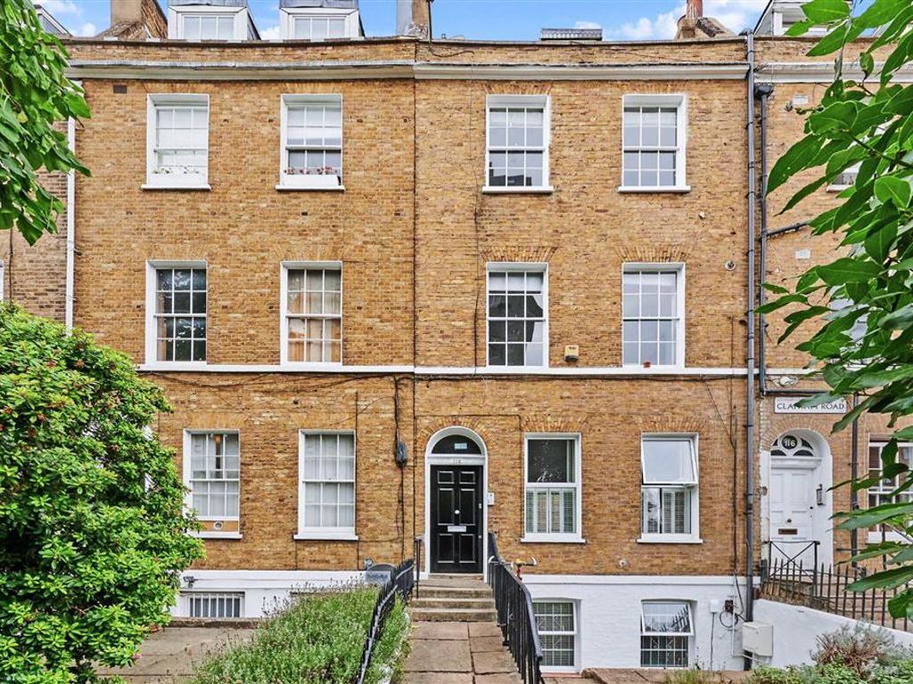 3 bed flat for sale in Clapham Road, London SW9 - Zoopla