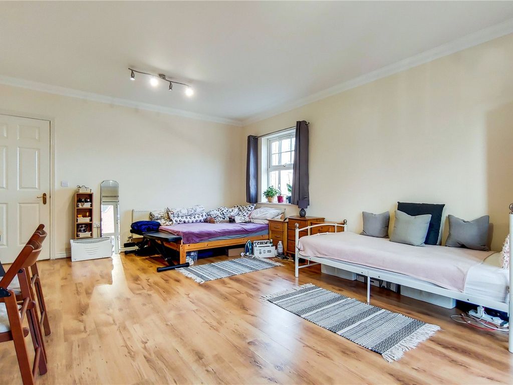 2 bed flat for sale in Rose Bates Drive, London NW9, £360,000 - Zoopla