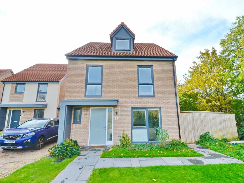 4 bed detached house to rent in Laundry Fields, Fishponds BS16, £2,000 ...