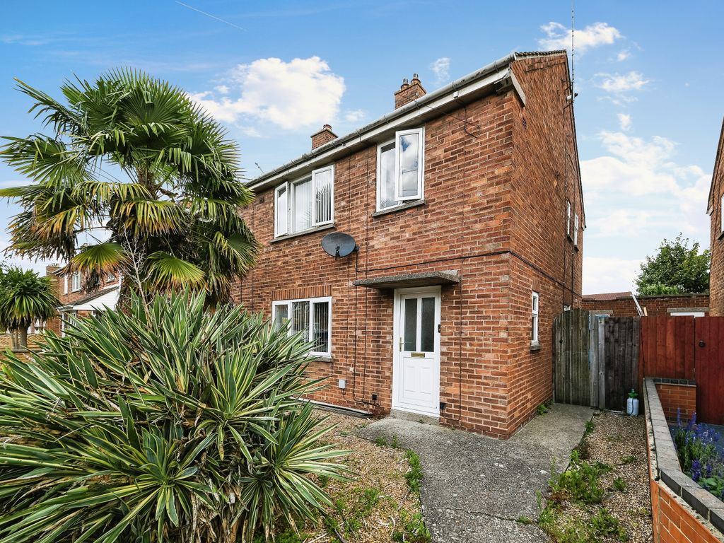 3 Bed Semi Detached House For Sale In Queen Elizabeth Avenue Gaywood