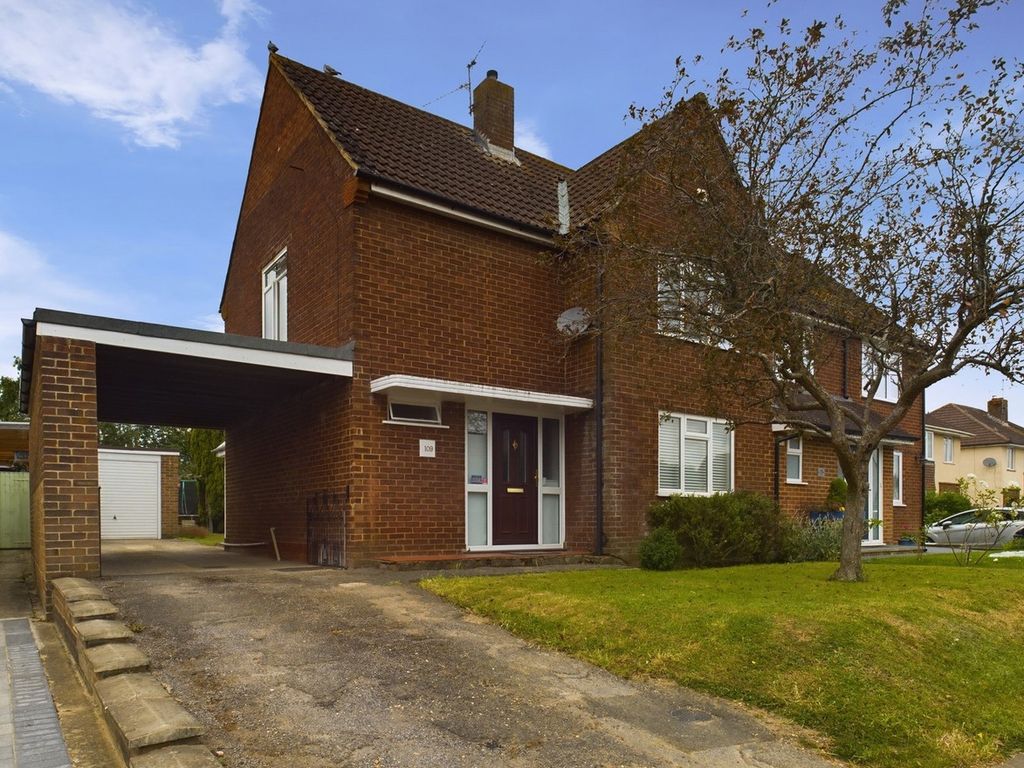 3 bed semi-detached house for sale in Haddon Drive, Woodley RG5, £ ...